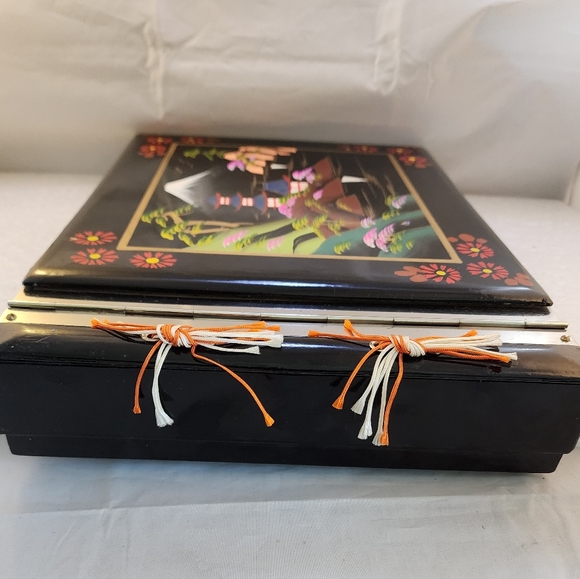 Unbranded | Other | Vtg Musical Hand Painted Japanese Lacquer Abalone ...